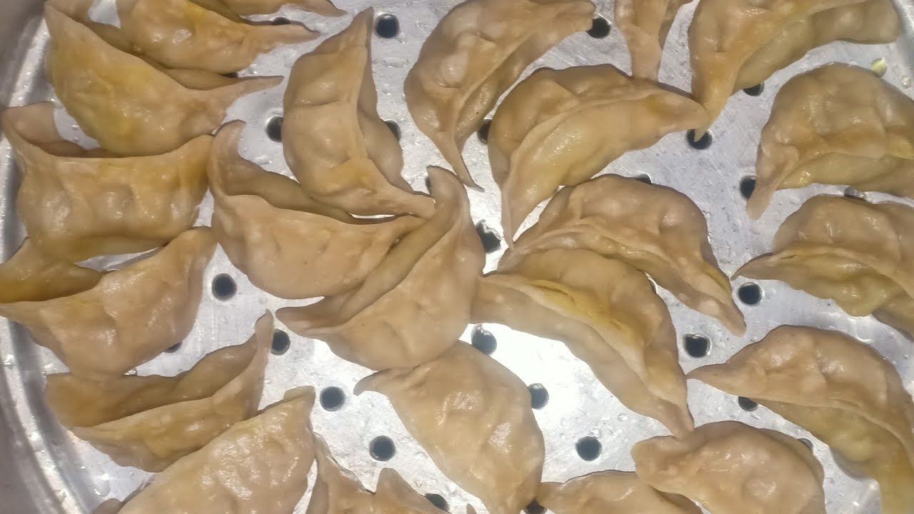 How to Make MoMo Recipe at Home. म:म बनाउने तरिका ।। भान्सा घर ...