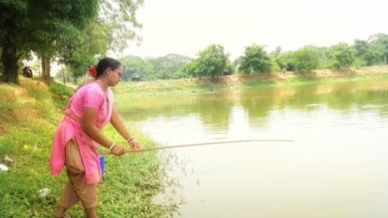 Hook Fishing 🐬🐬|| Catching By Catfish And Koi Fish || Lady Hook Fishing ...