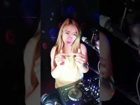 JANGAN TINGGALKAN AKU ( Nazia Marwina) - DJ RERE MONIQUE R2M