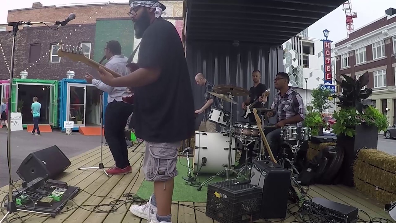 Something Bout the Way (LIVE) - Rondel Roberts Band - YouTube