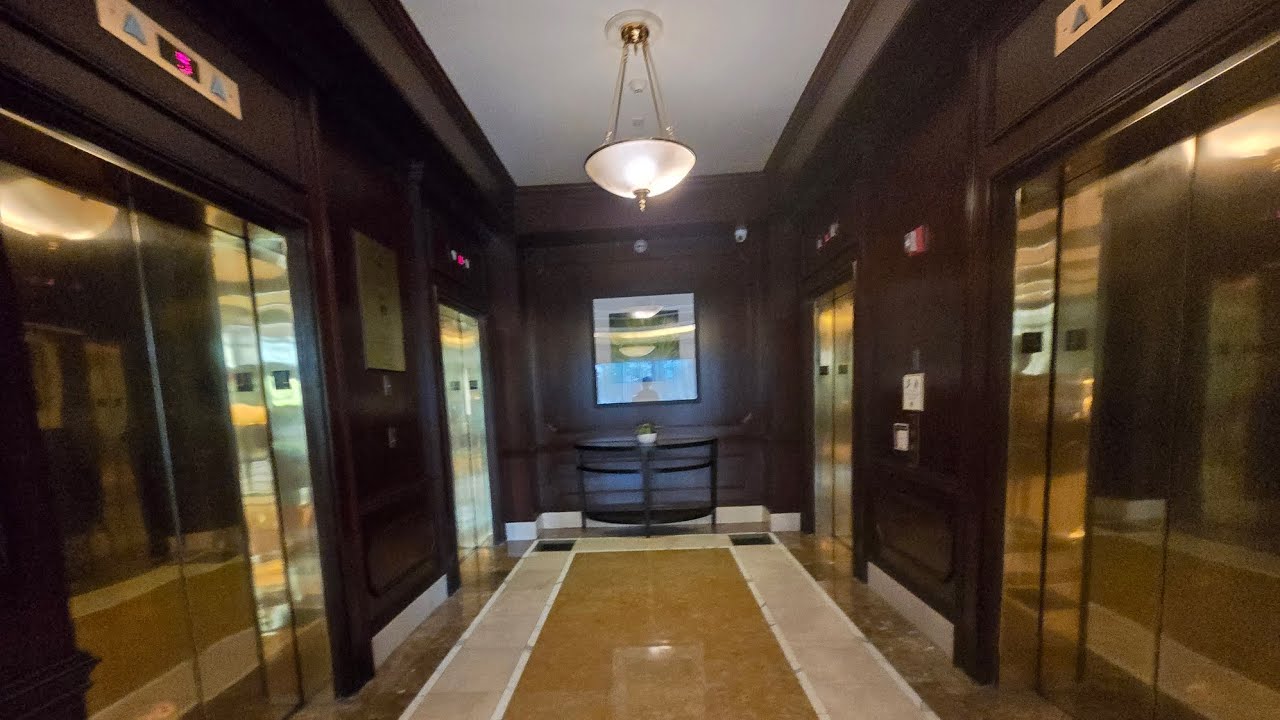 AWESOME MontgomeryKone Gearless Traction Elevator - YouTube