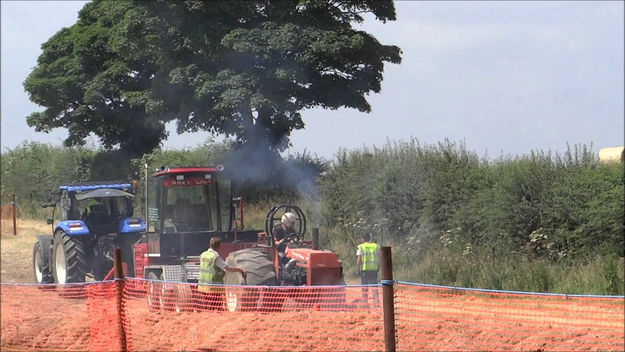 Tractor pulling Moone Kildare SHOCKWAVE - YouTube