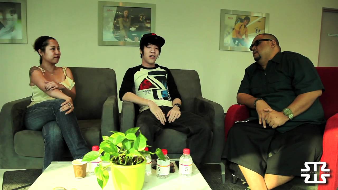 Sheikh Haikel interviews ShiGGa Shay & Vanessa Fernandez - YouTube