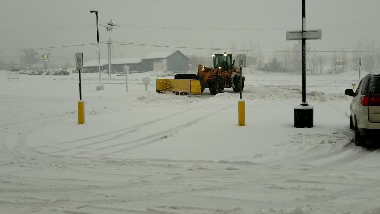 Parking Lot Plowing - YouTube