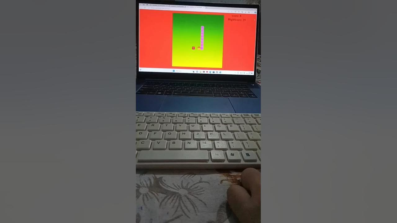 My First Project .Using HTML,CSS and JAVASCRIPT.#coding #snakegame #codinglife #codingproject ...