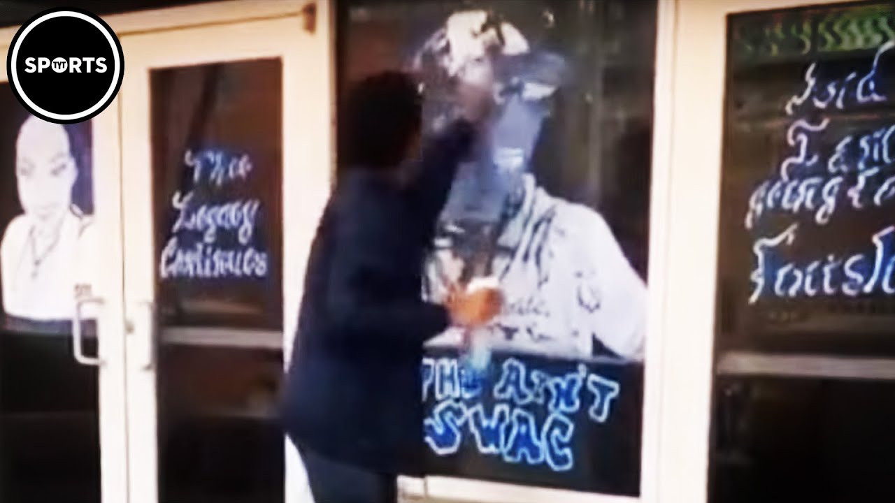 Deion Sanders Mural Defaced After His Move To Colorado - YouTube