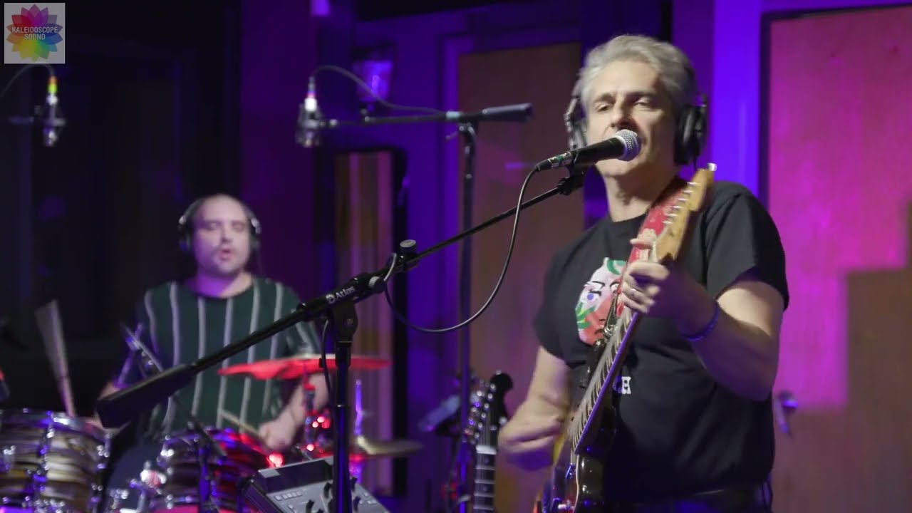 Red Sky - Zopa (Live at Kaleidoscope Sound) - YouTube