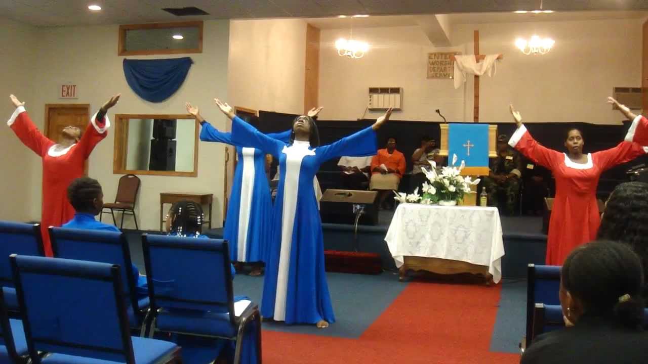 Cross Over Ministries Praise Dancers - YouTube