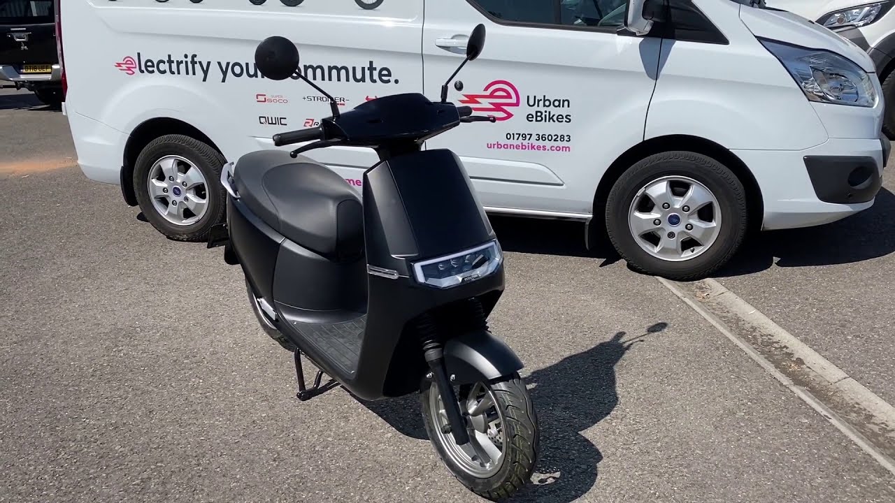 Ecooter E2 Black - Quick walk-around - YouTube