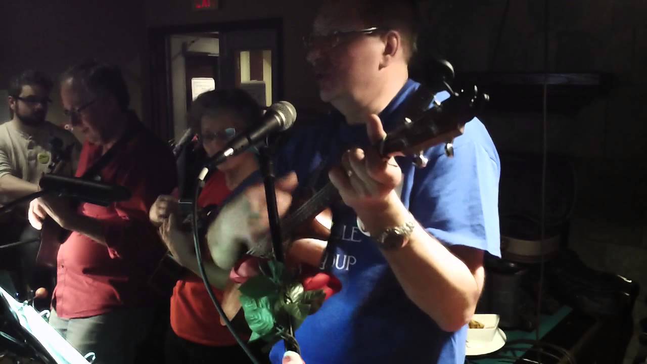 BUG sings "Wonderful World" (Sam Cooke) - YouTube