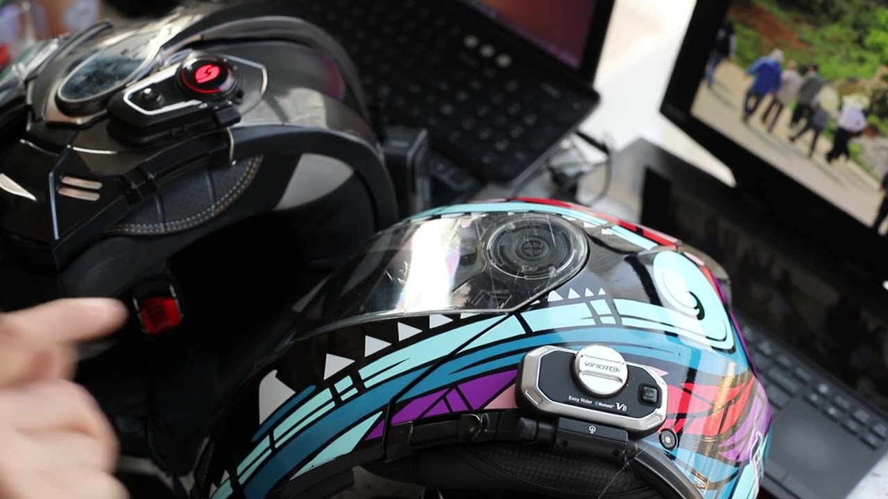 How to connect two Vimoto Intercom together - YouTube