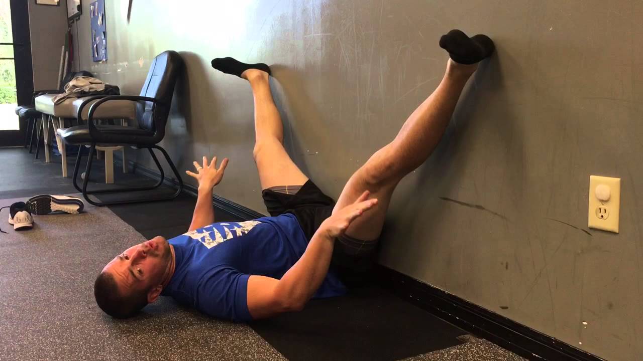 Groin Wall Stretch - YouTube