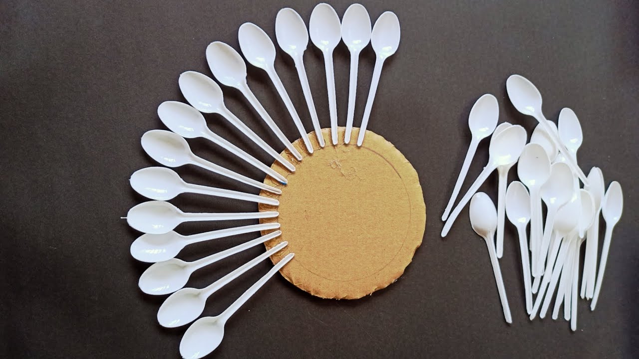 Beautiful plastic spoons wallhanging/DIY plastic spoons wallhanging ...