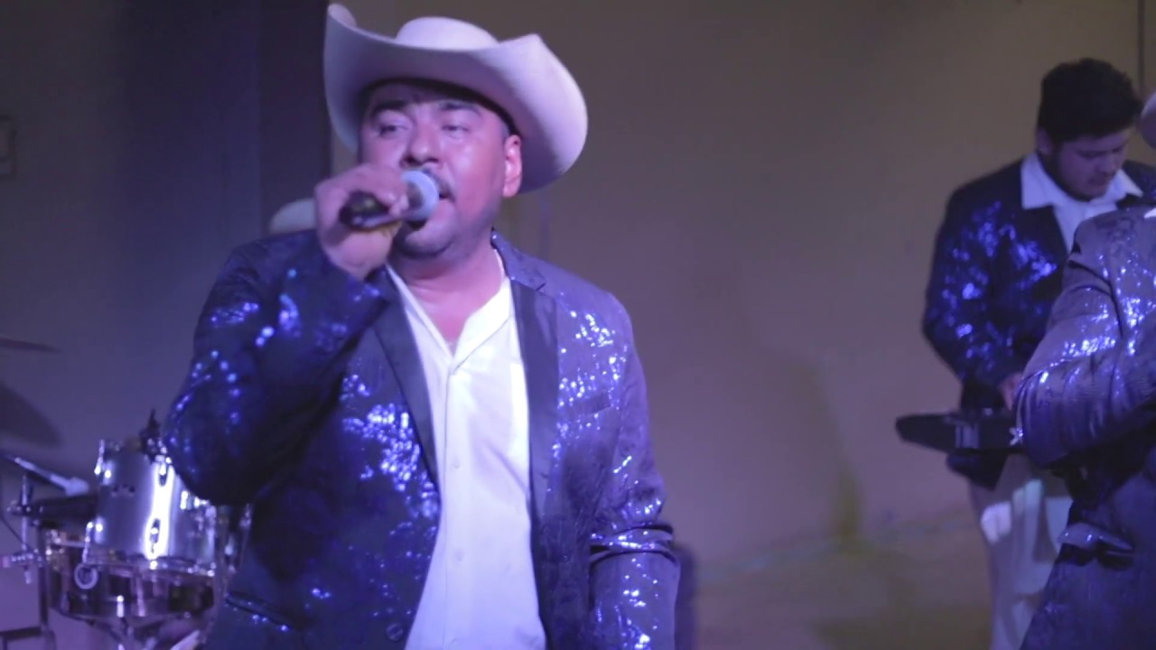 Son Calentano en Stockton, CA - YouTube