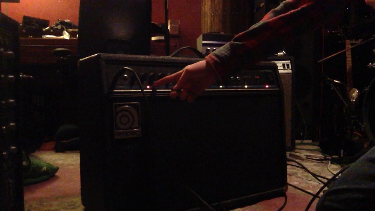 Ampeg SS-140C vintage guitar amplifier - YouTube