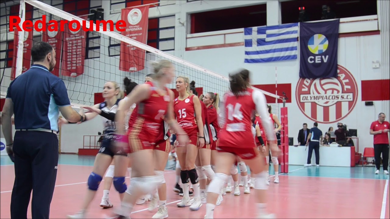 Το φινάλε του αγώνα Ολυμπιακός - ΑΟ Θήρας 3-1 και η αφιέρωση στην άτυχη ...