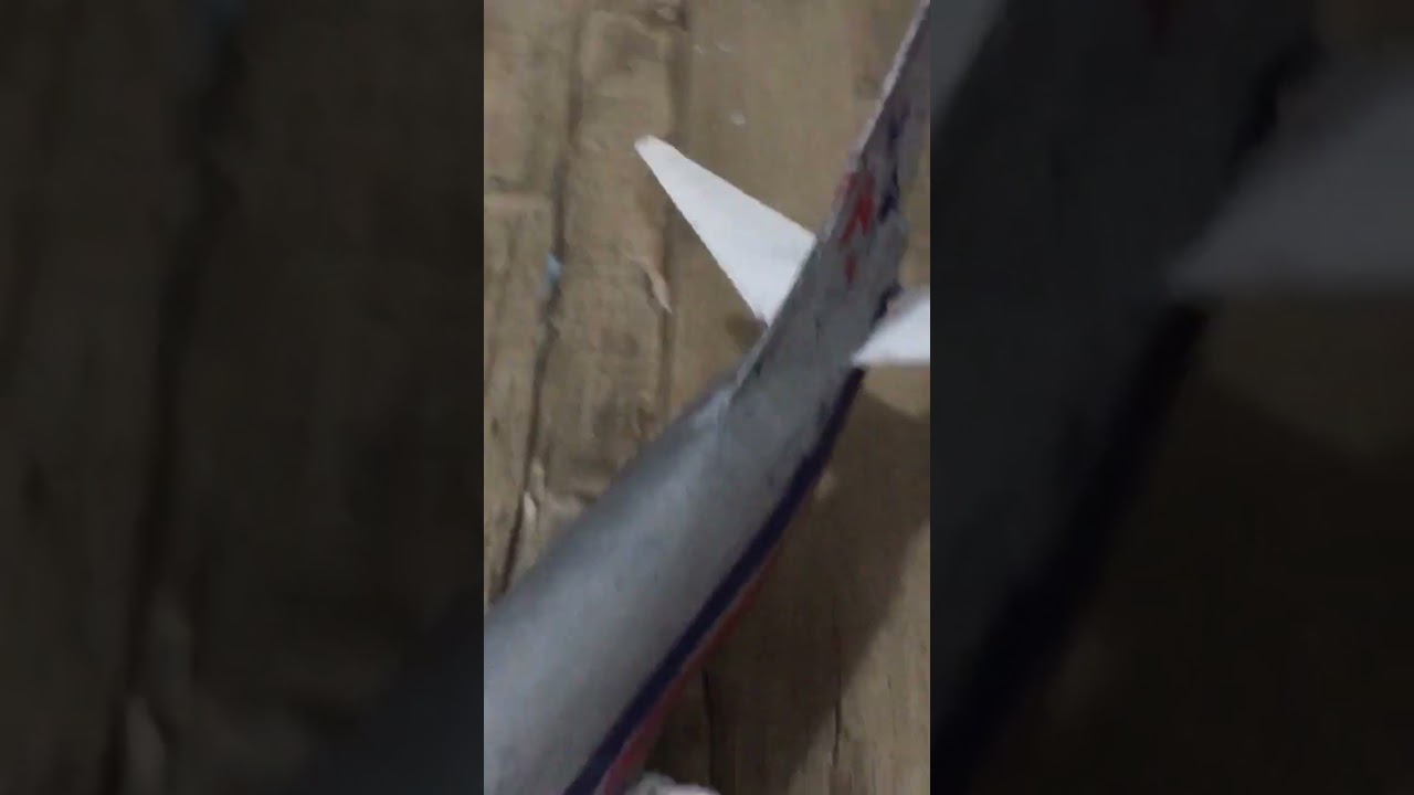 American Airlines 737-800 [no winglets] - YouTube