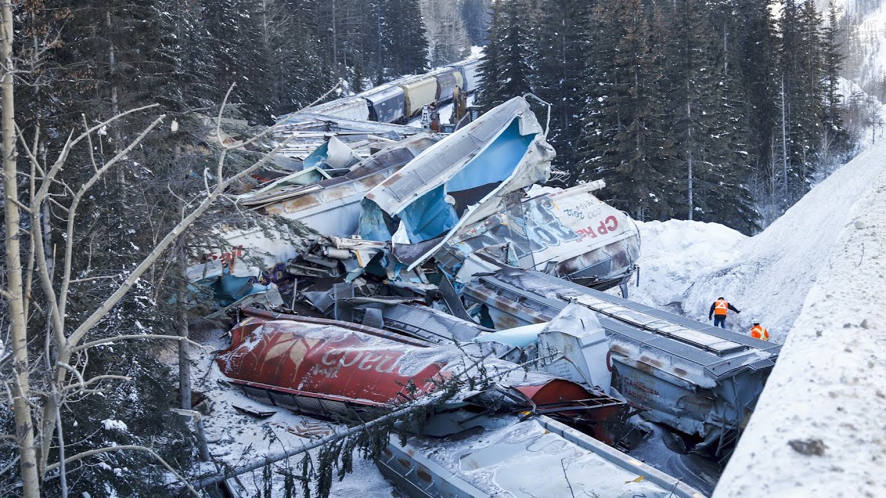 TSB releases report into fatal rail derailment - YouTube