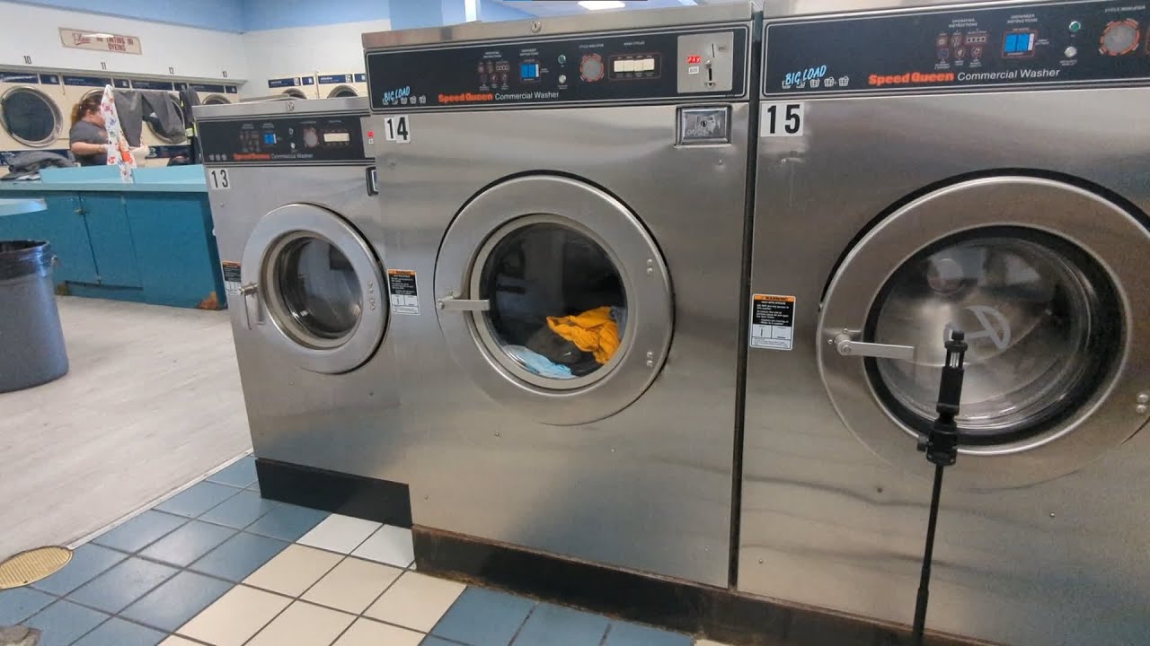 Speed Queen SC50MD2 Washer Extractor // Normal Warm @ Capitol Laundromat - YouTube