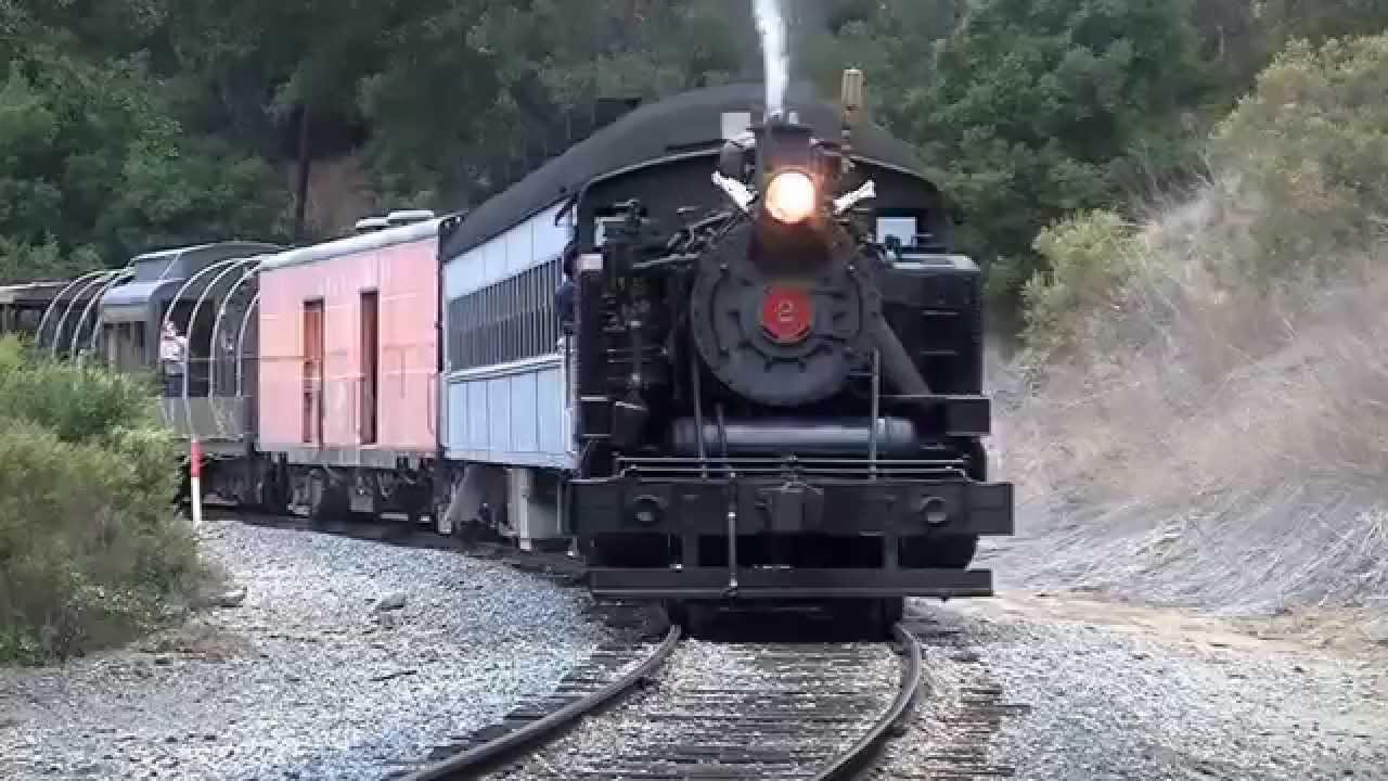A 'hooter' whistle visits the Niles Canyon Railway - YouTube