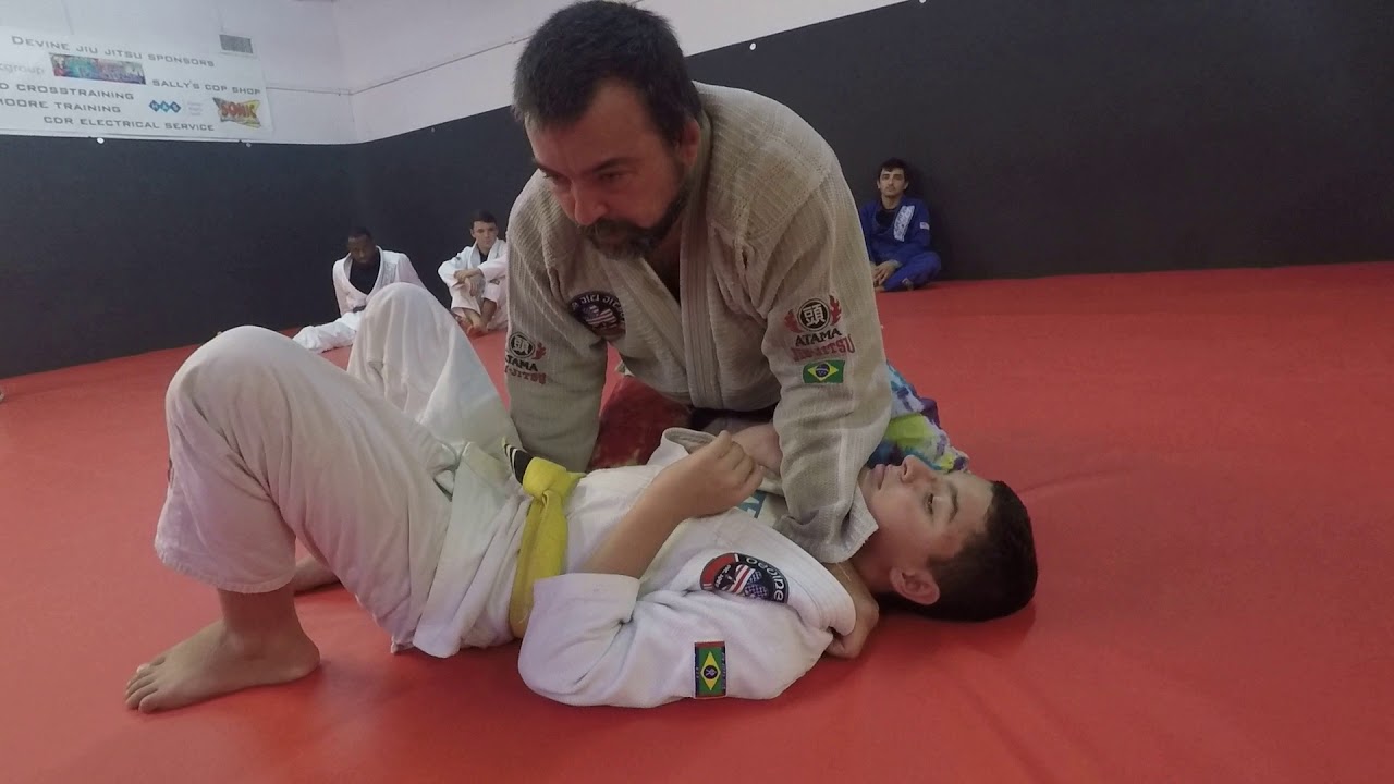 Side Control Cross Choke Set Up - YouTube