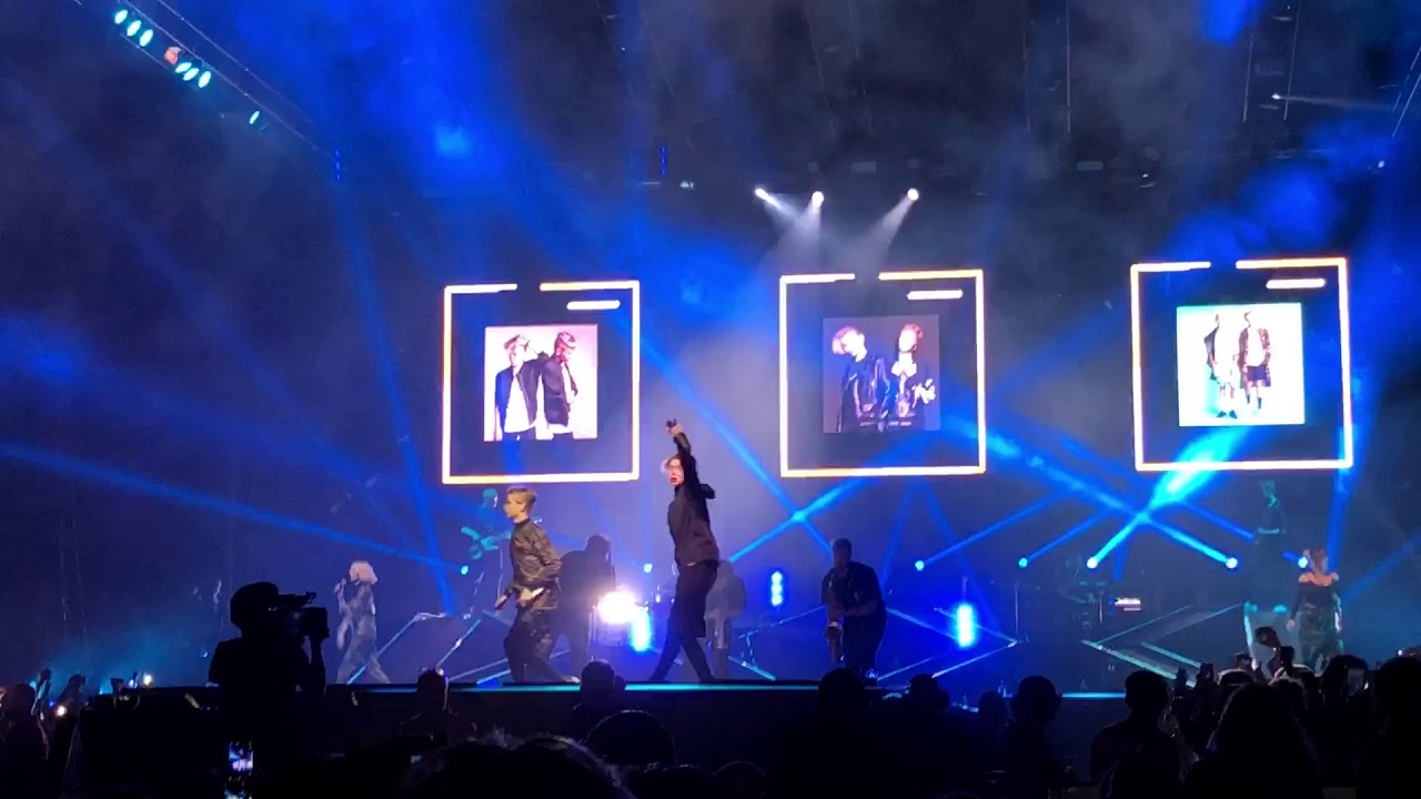 Marcus & Martinus - Old songs medley, Globen 16/2 - YouTube