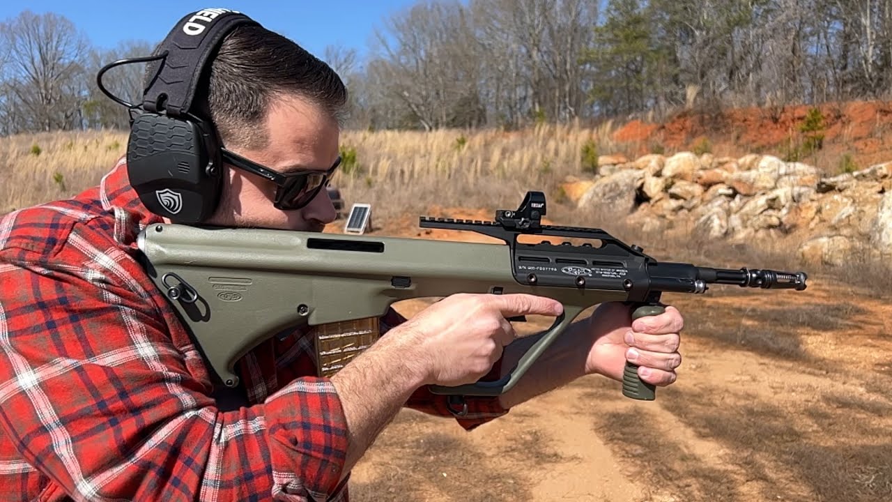 Microtech STG-556 MSAR - US Made AUG - YouTube