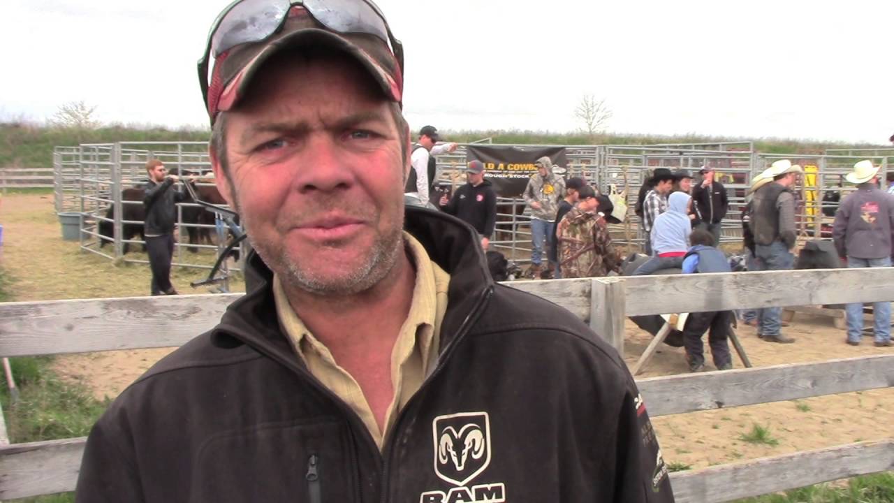 Joe Shaw Rodeo Stock Contractor - YouTube