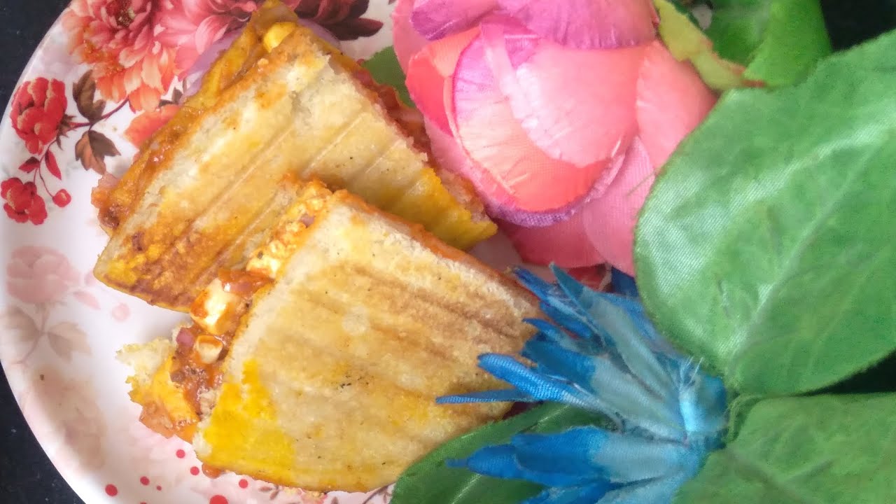 kulcha sandwich #Tandoori kulcha sandwich# Pizza kulcha sandwich ...