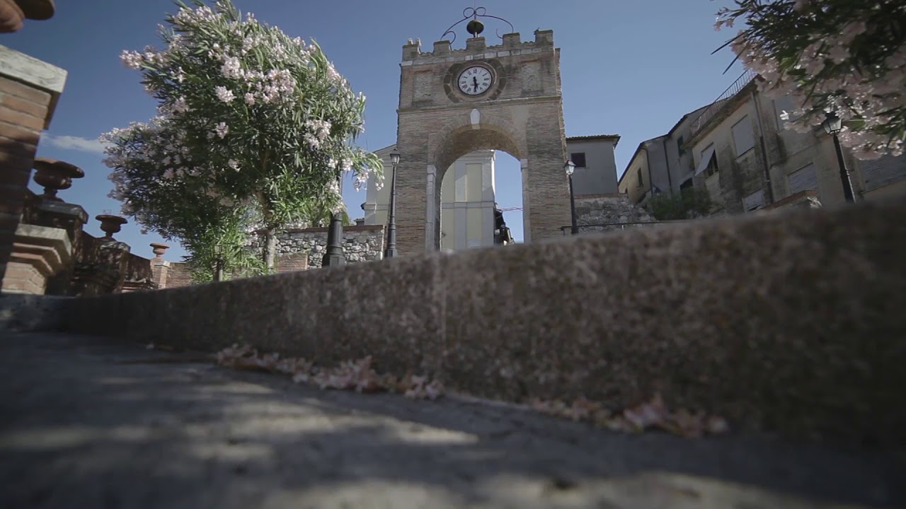 Il Borgo di Gavignano, Forano - YouTube