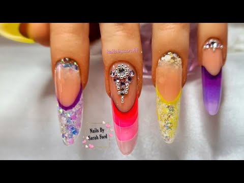 russian almond tutorial // 3D smile tutorial // sexy nails using @glitterbels products - YouTube