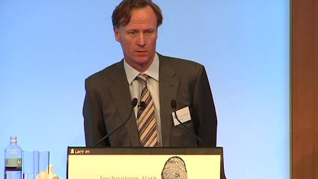 Scott Lennon leads the policy discussion workshop on infrastructure ...