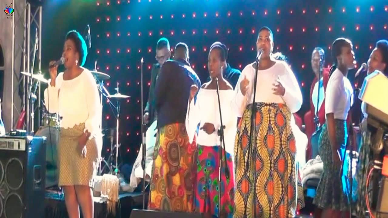 INTSHUKUMO ( Busi Dlamini) Amandla kaMoya oYingcwele - YouTube