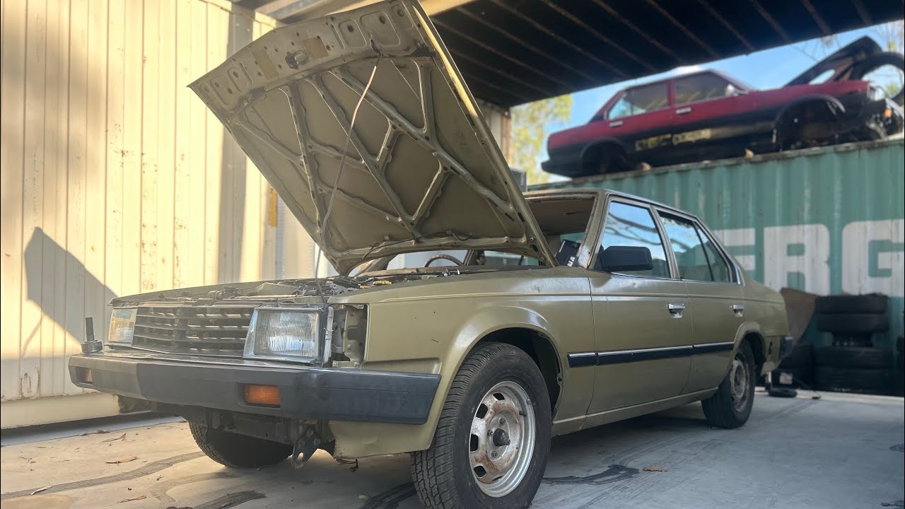 SUBARU POWERED TOYOTA CORONA RUNDOWN! - YouTube