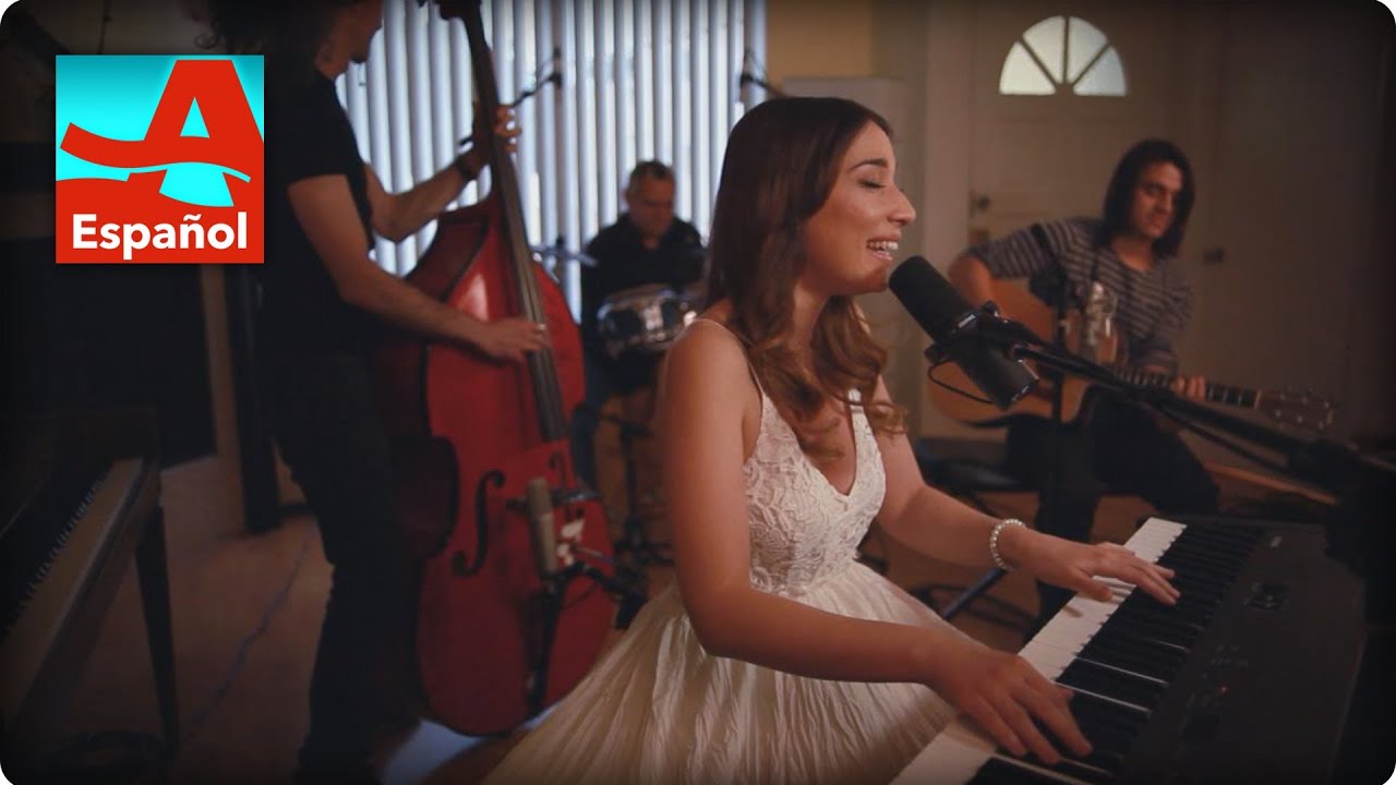 Emanuela Bellezza | Nuestra Música con Ernesto | AARP en Español - YouTube