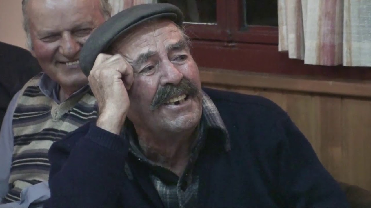 ΜΑΡΑΙΝΟΜΑΙ Ο ΚΑΗΜΕΝΟΣ (ΗΛΙΑΣ ΤΟΥΤΟΥΝΗΣ) - YouTube
