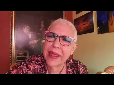 Conchi Vera nos felicita por el día de Canarias - YouTube