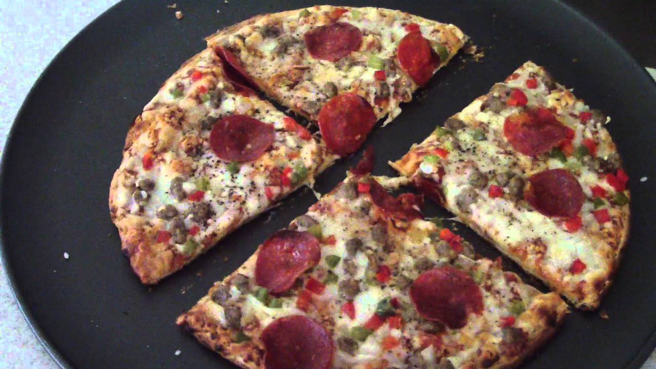 RED BARON PIZZA SUPREME SUASAGE GREEN RED PEPPERS ONIONS - YouTube
