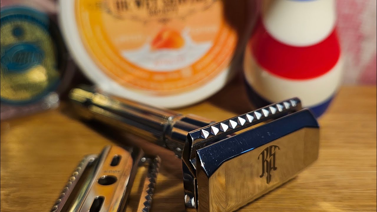 Raw Shaving RS-10 - YouTube