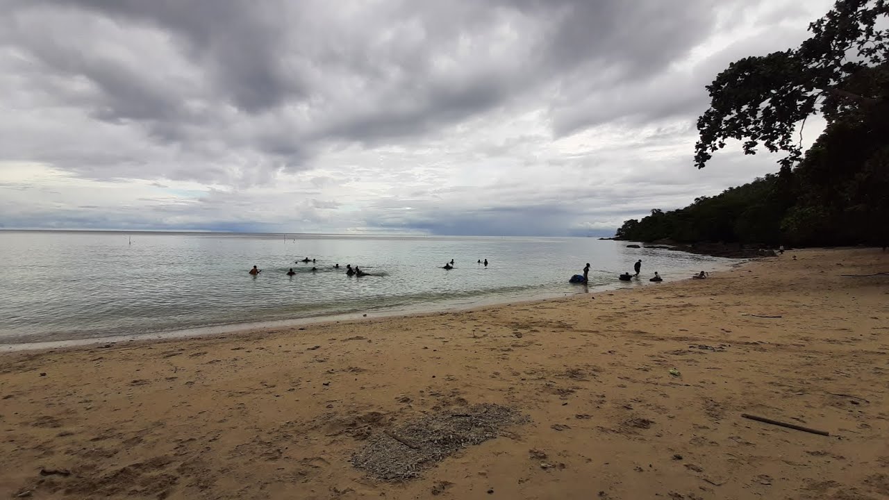 Visiting LINGUISAN BEACH, Tungawan - YouTube