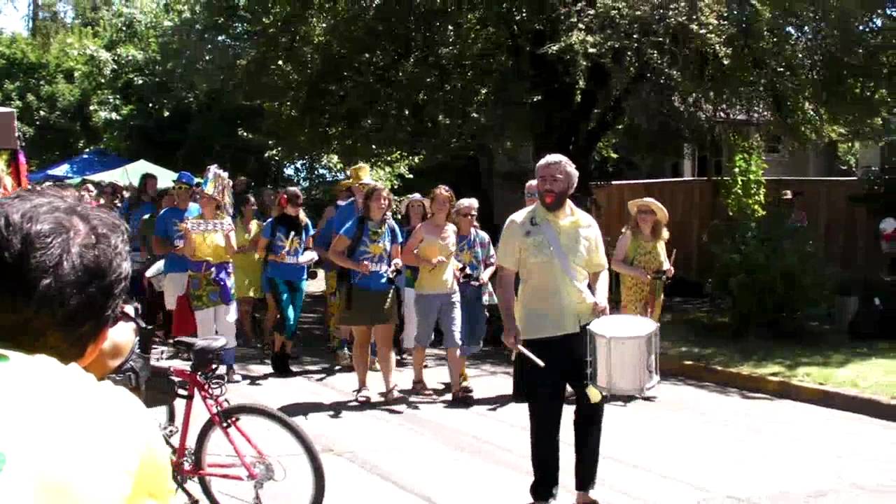 Whitaker block party parade - YouTube