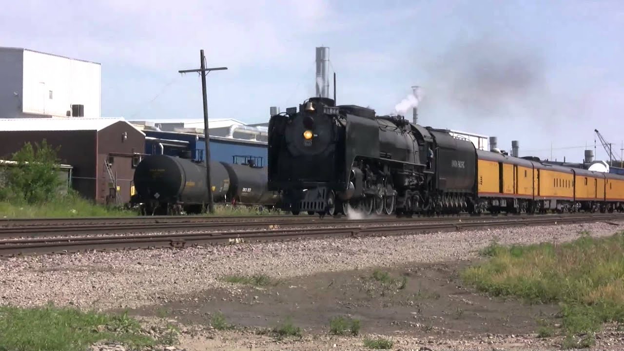 Union Pacific 844 - YouTube
