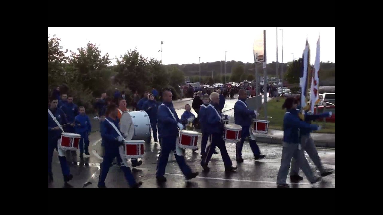 ballysally young defenders @ star of the roe 2011 - YouTube