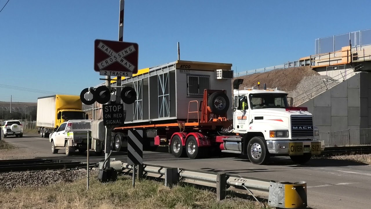 Level Crossing, Ravensworth NSW, Australia. - YouTube