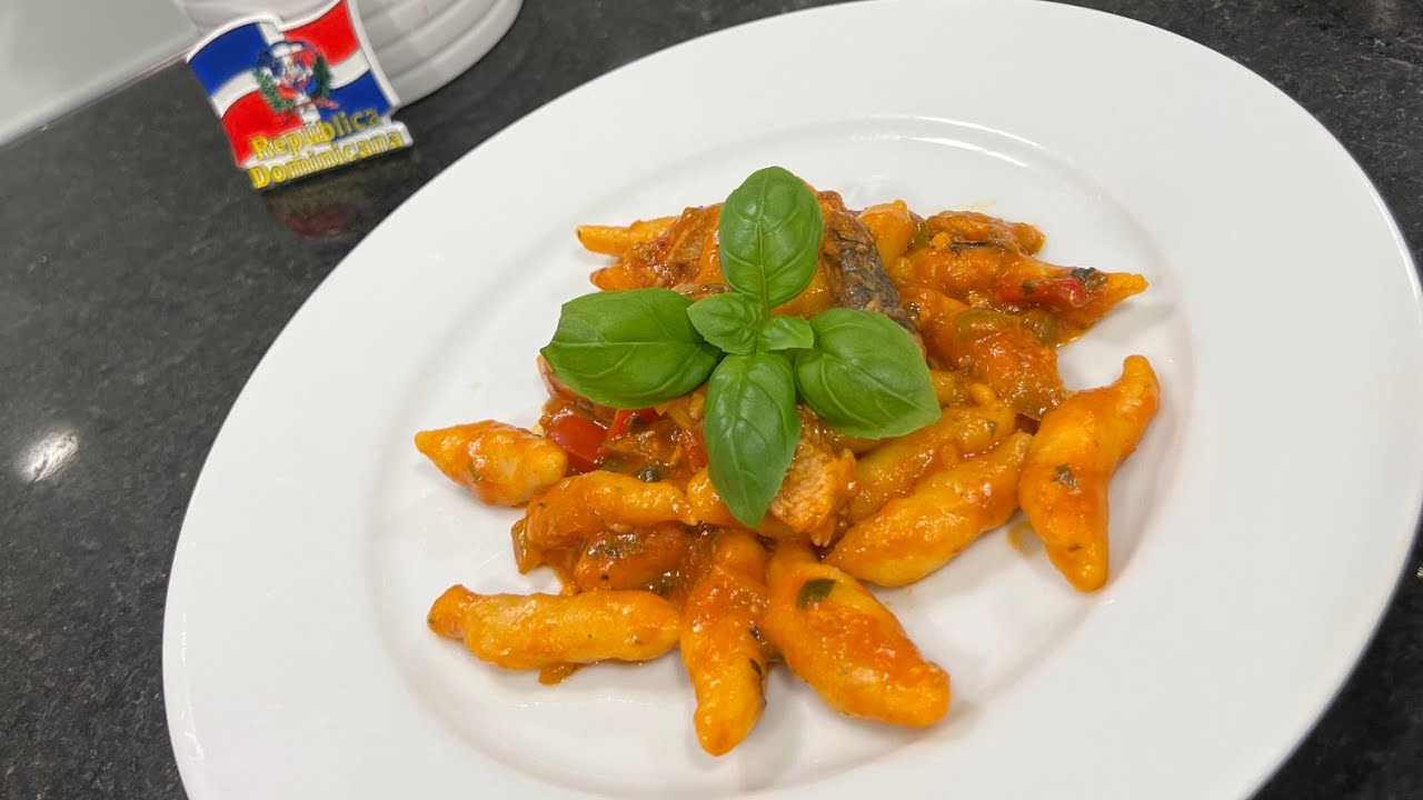 Como hacer domplines con sardinas- Dominicanos🇩🇴 - YouTube