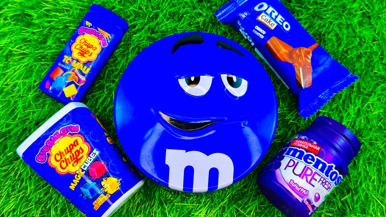 Satisfying video unpacking blue M&M'S containers with color candy ASMR ...
