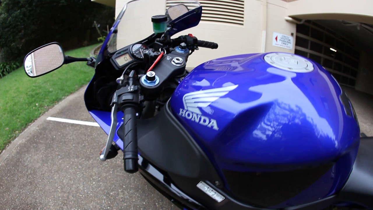 Honda CBR 954RR Fireblade 2003 - YouTube