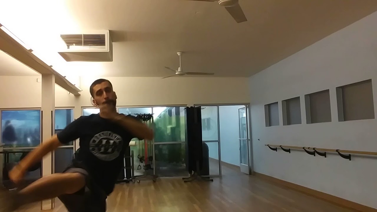 Spinning wheel.kick.mma - YouTube