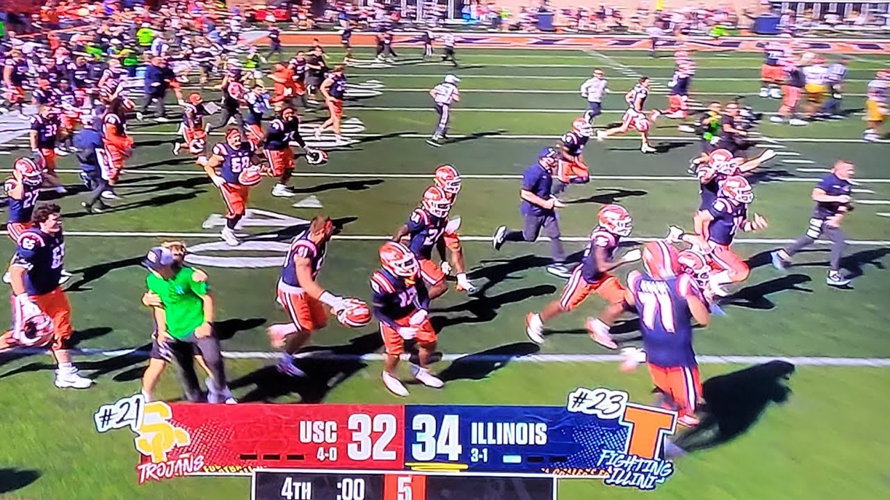 Illini beat USC on a last second FG! - YouTube