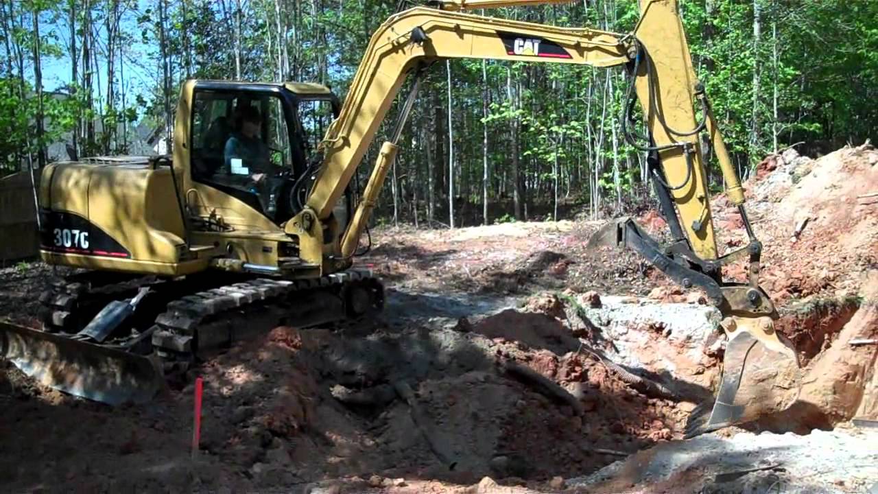 AWESOME DIGGER EXCAVATOR & TRACTOR CONSTRUCTION CLOSE UP - YouTube